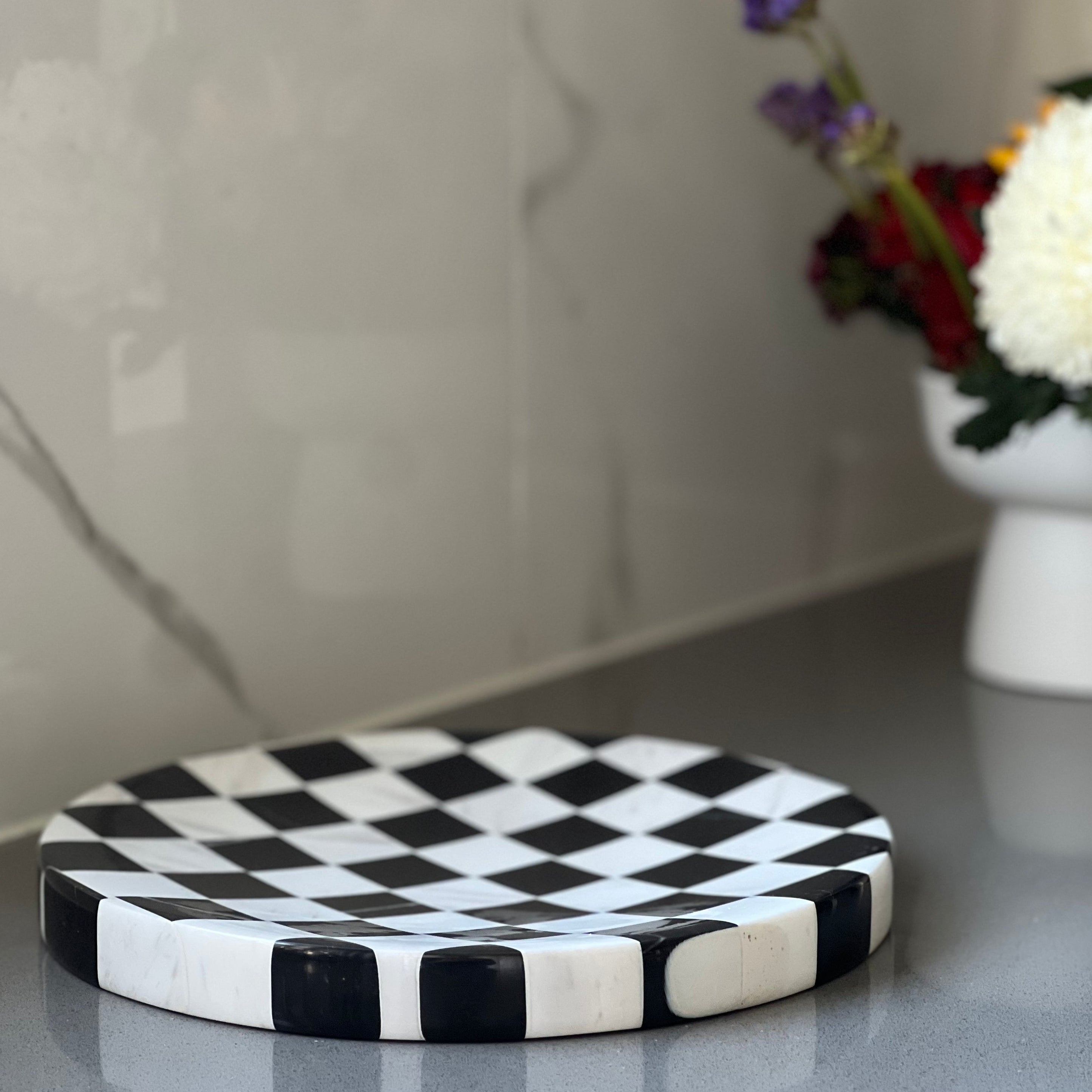 Gatsby Checkered Concave Platter/Tray – Home by Keira